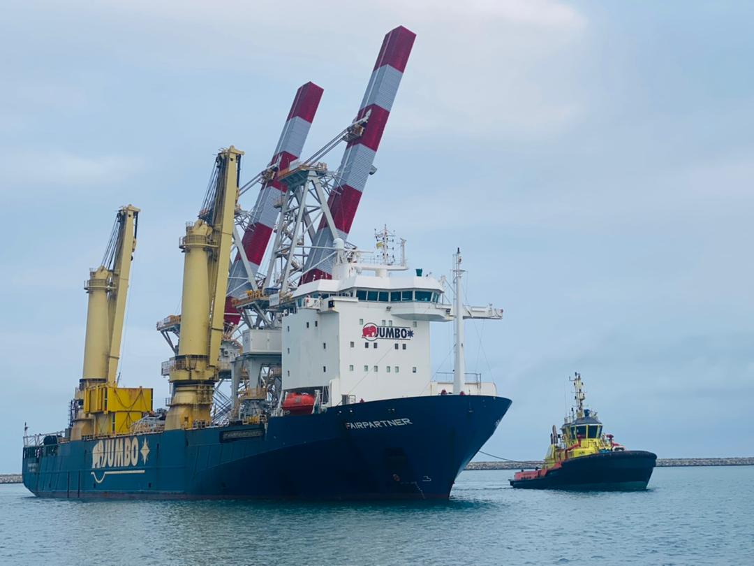 Takoradi Port receives two ship loaders and eco-hopper | Ghana News Agency