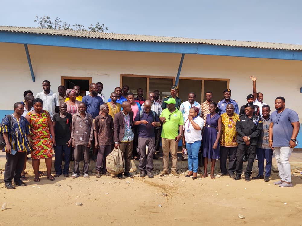 VRA engages Agbeve community over plans to dredge Lower Volta River ...