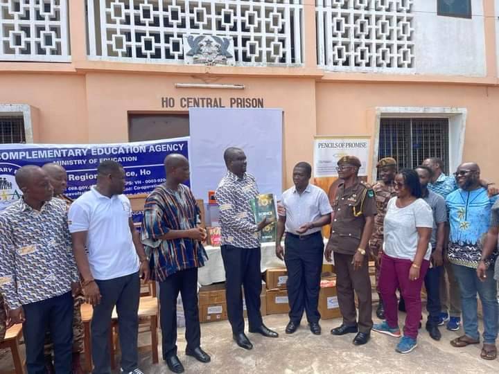 Central Prisons receives educational materials for inmates | Ghana News ...