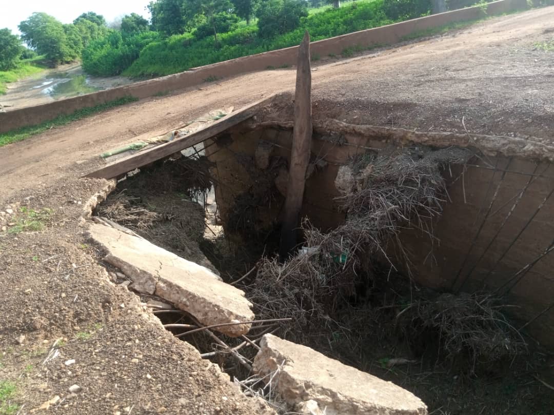 Collapsed Sirigu-Zorko Highway Bridge a death-trap | Ghana News Agency