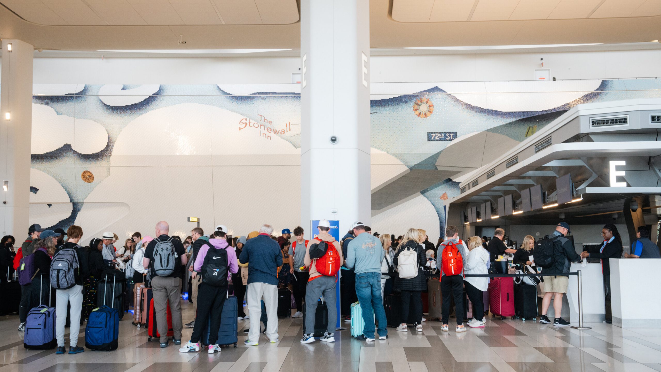 German court: Airlines must allow free rebooking of cancelled flights ...