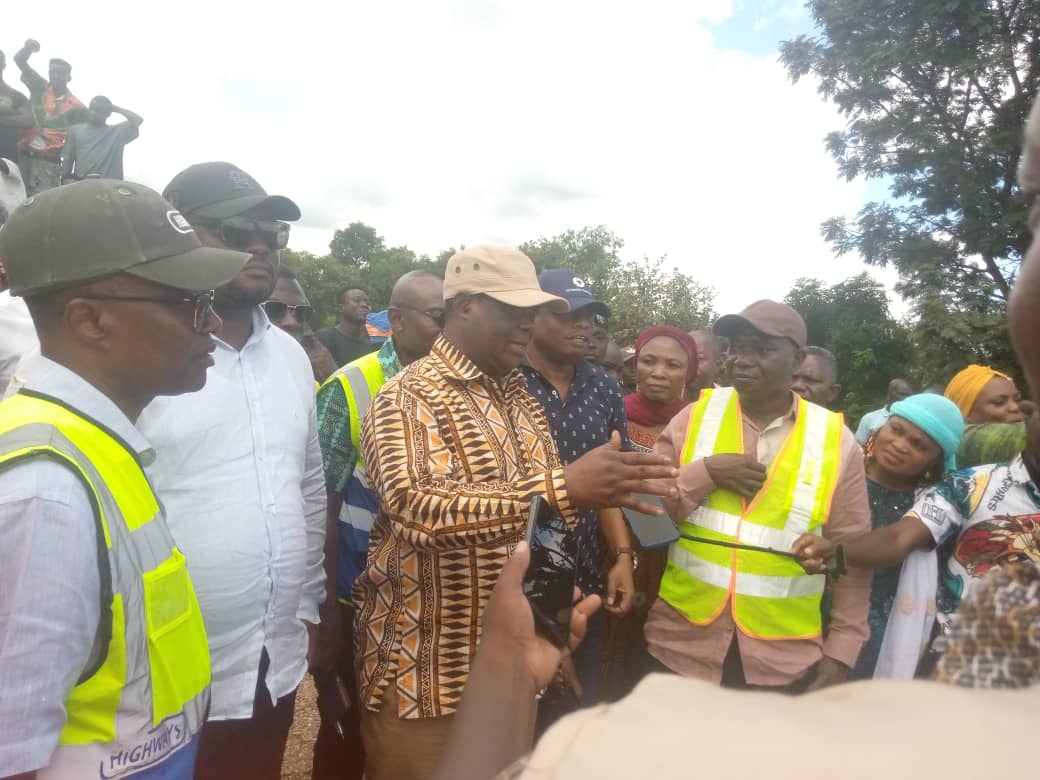 Roads and Highways Minister inspects collapsed Doli Bridge | Ghana News ...