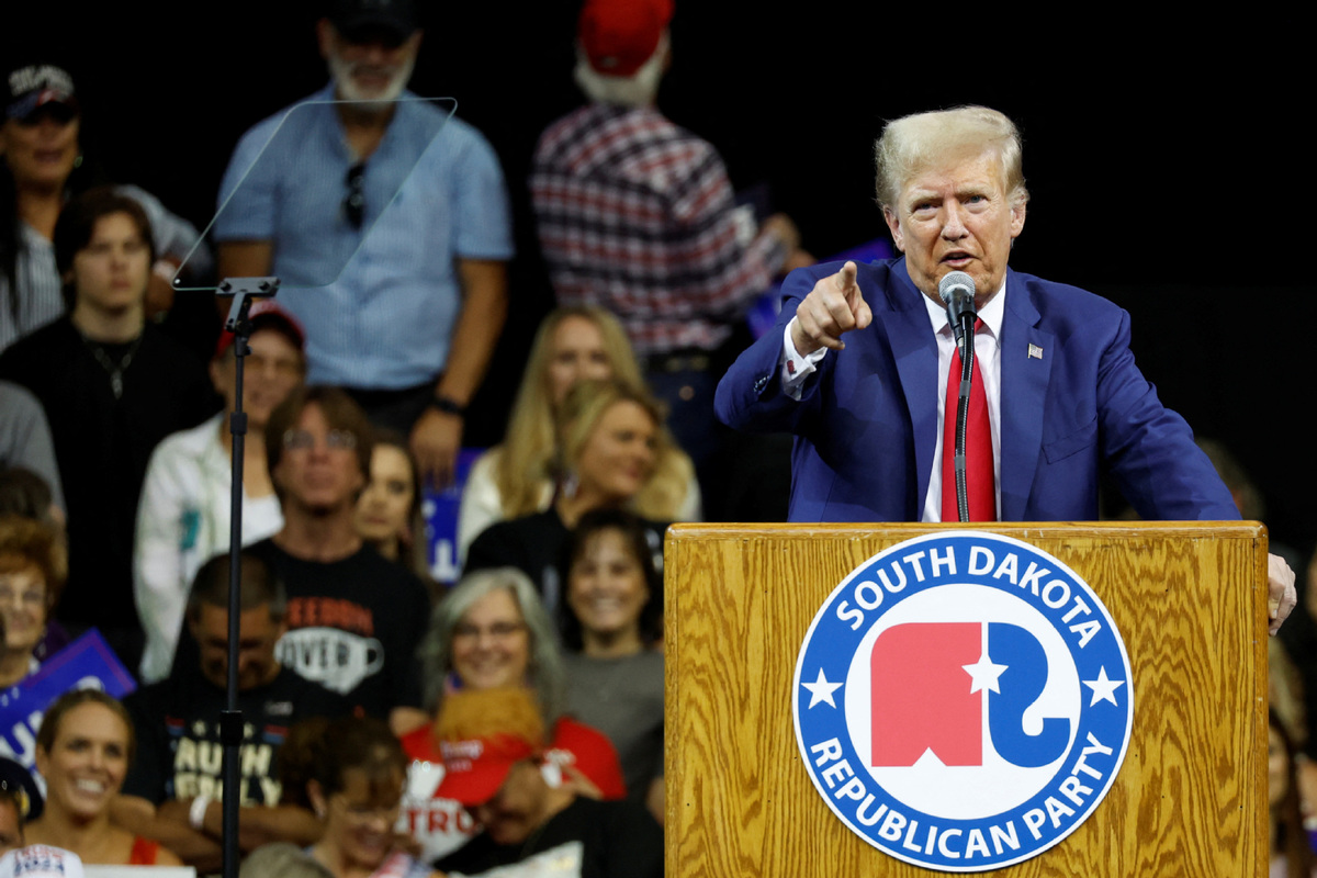Trump demands recusal of U.S. judge in 2020 presidential election ...