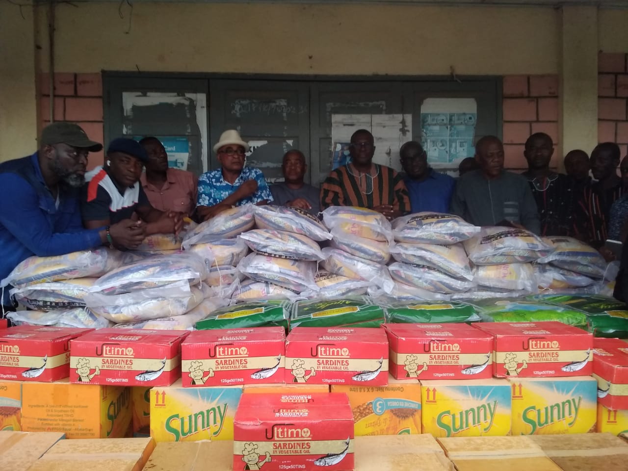 Tanker Owners Union and Drivers donates to flood victims in Adidome ...