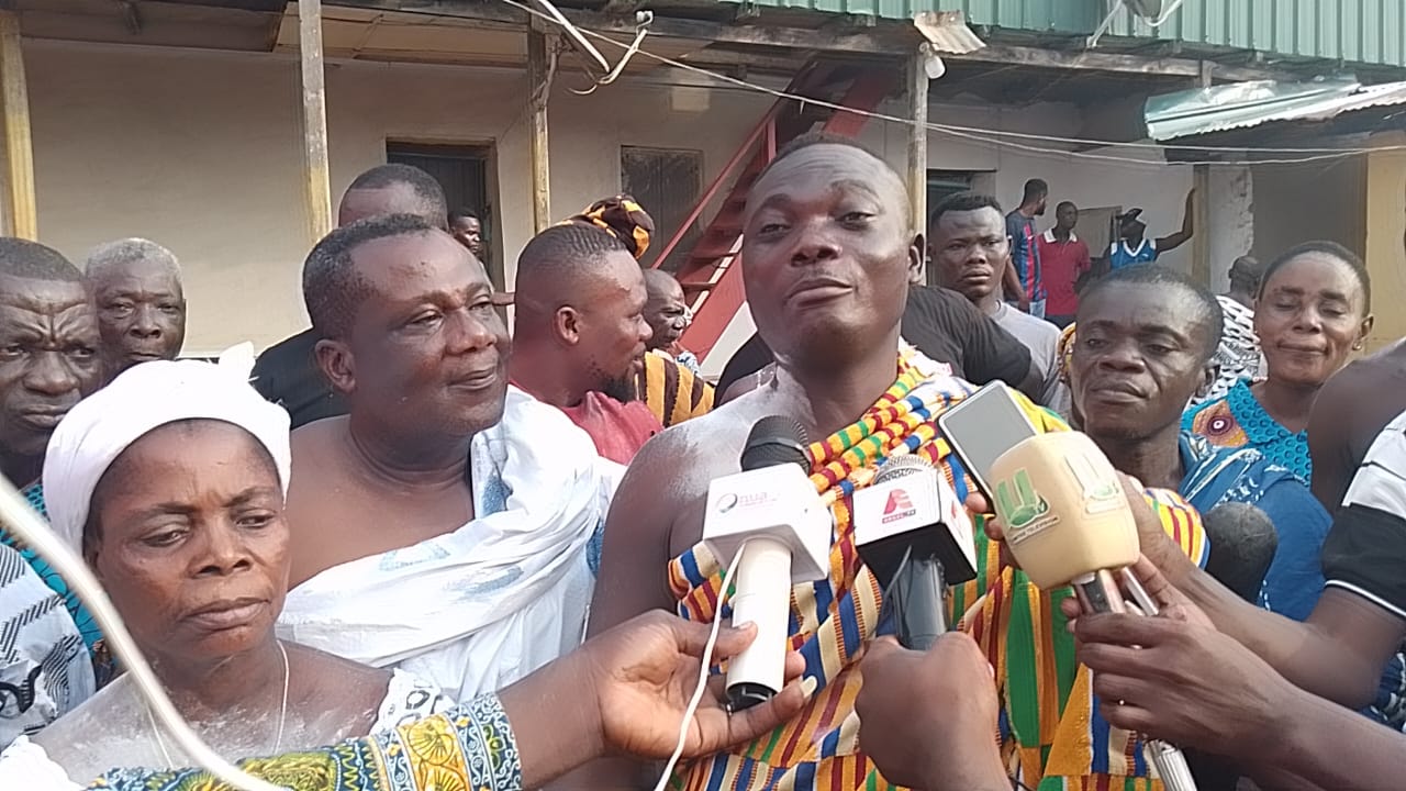 Nana Okofo Gyesi III installed as new chief of Babianiha | Ghana News ...