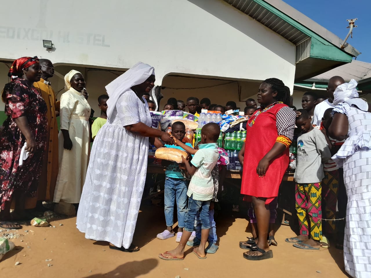 Christians encouraged to reconcile, sacrifice, do good to others ...