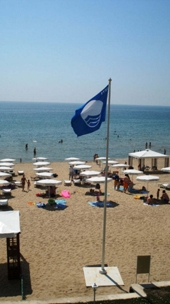 22 Bulgarian Black Sea beaches and one Marina with Blue Flag ...