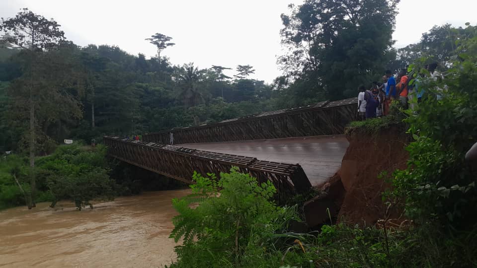 Collapse bridge on River Boin renders travellers stranded | Ghana News ...