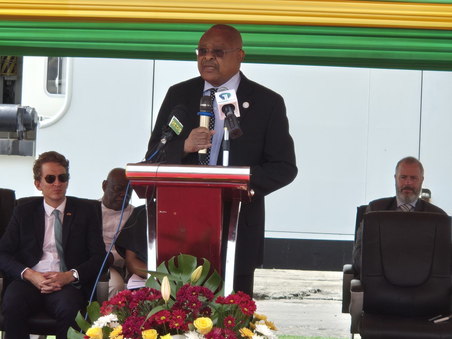 Norwegian Research Vessel, Fisheries Ministry celebrate World Ocean Day ...