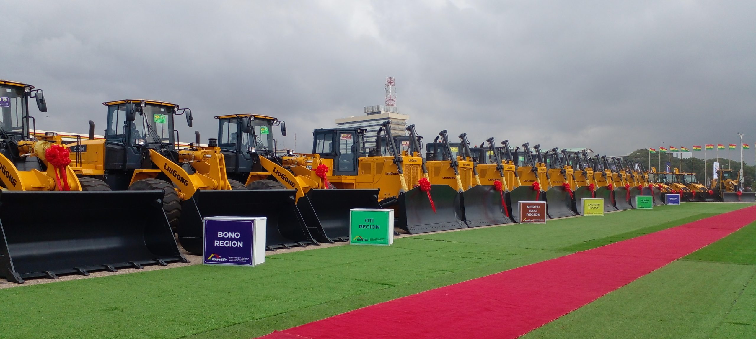 Road maintenance equipment commissioned to create 10,000 jobs | Ghana ...