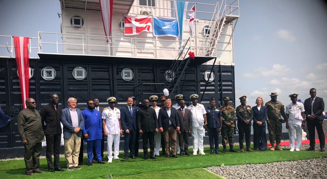 Defence Minister, others commission ‘Ship-In-A-Box project’ at NAVTRAC ...