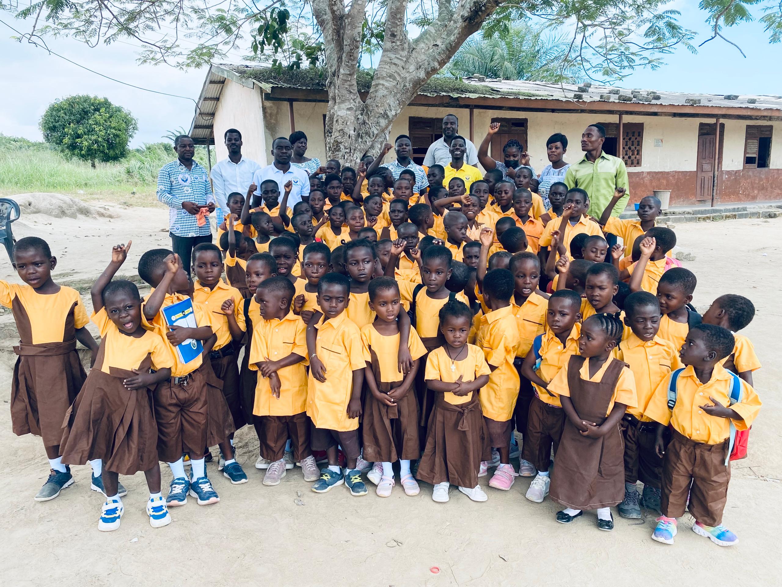 Foundation provides uniforms for pupils at Ahanta West | Ghana News Agency