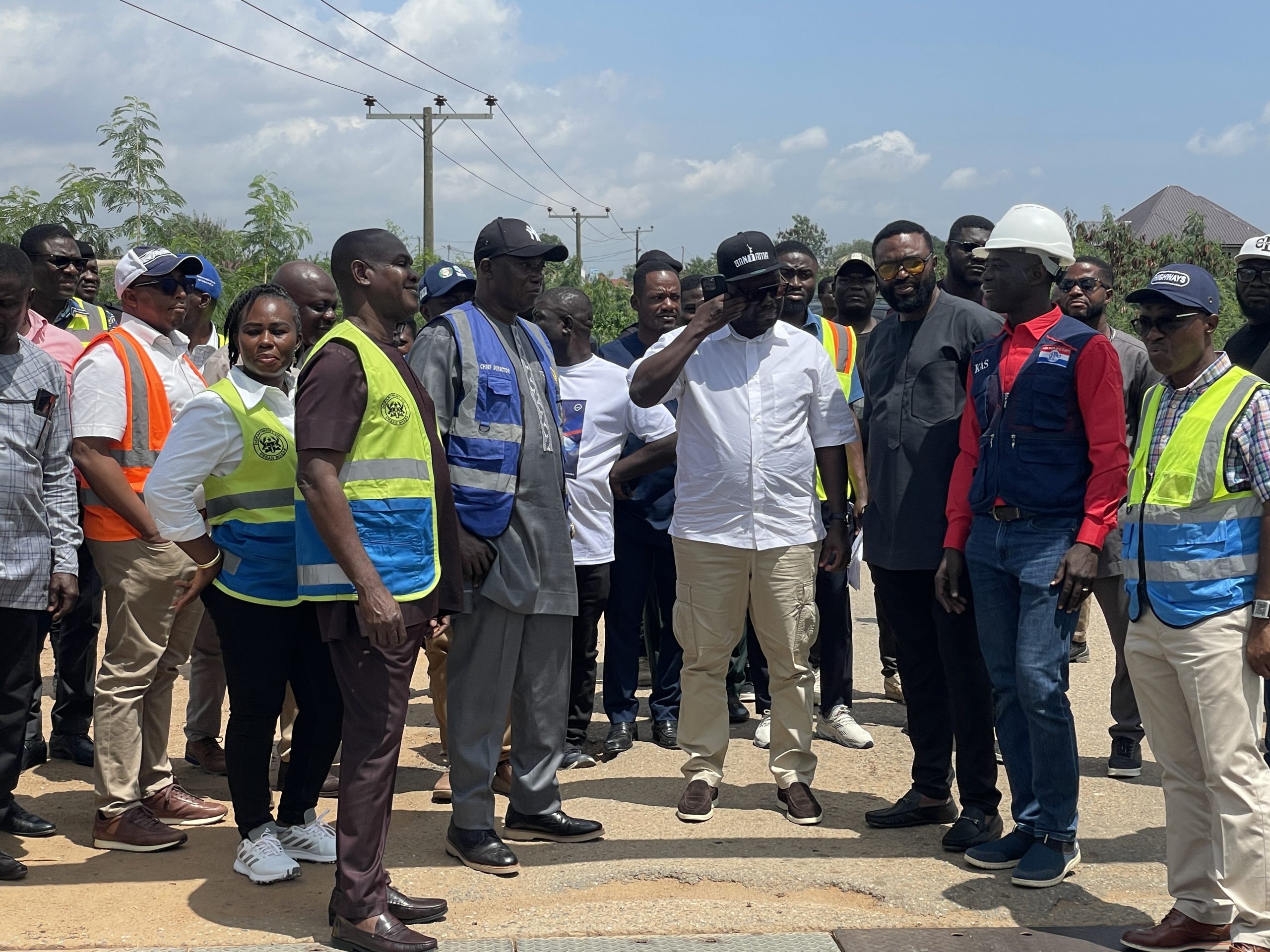 Government pledges to complete ongoing road projects in Greater Accra ...