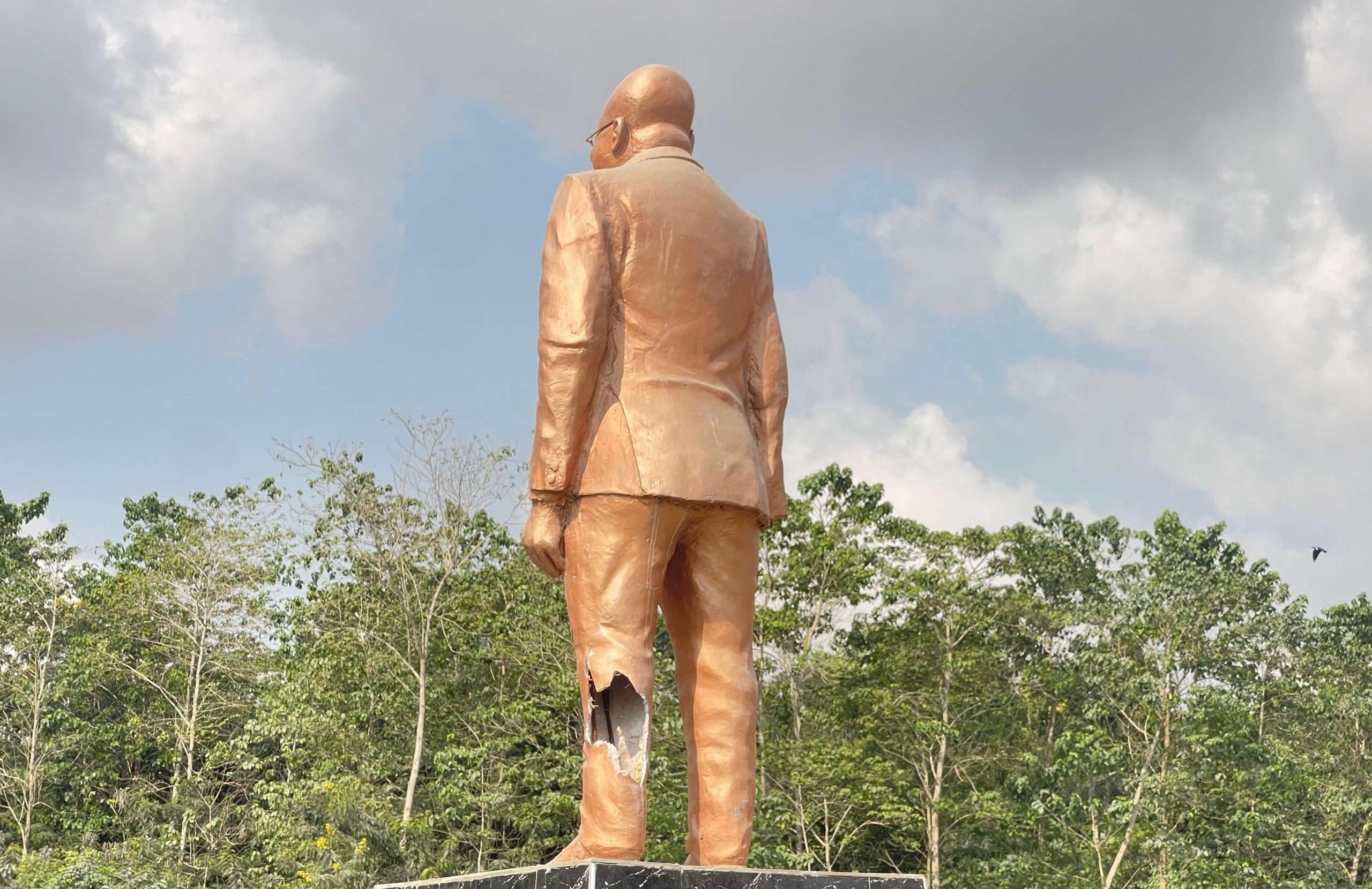 Police investigate damage to Akufo-Addo's statue at Effia Nkwanta ...