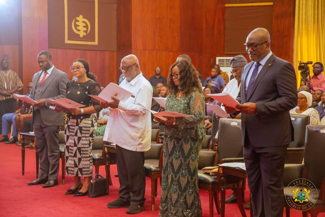 Constitutional Review Committee to brief President Mahama on their ...