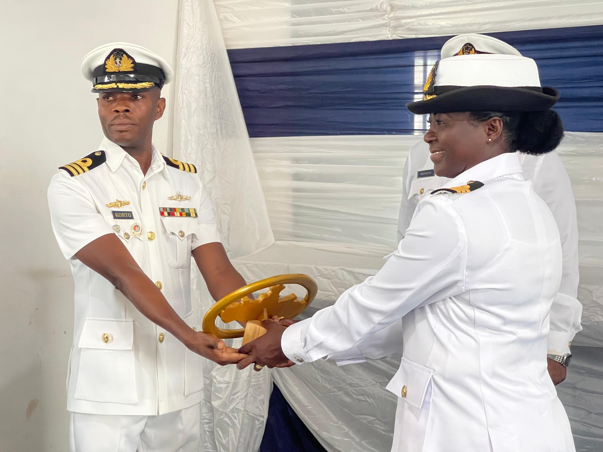 Ghana Navy Supply Base inducts new CO into office | Ghana News Agency