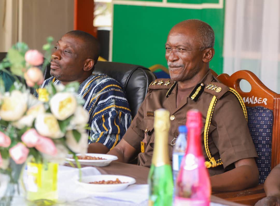 Prison officers urged to work towards bringing the prisons closer to ...