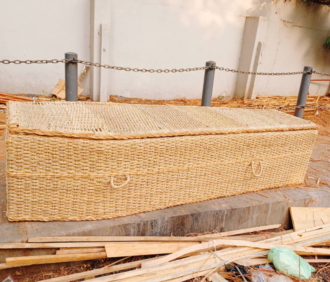 Ghana Month: Cane-woven caskets challenge traditional designs | Ghana ...
