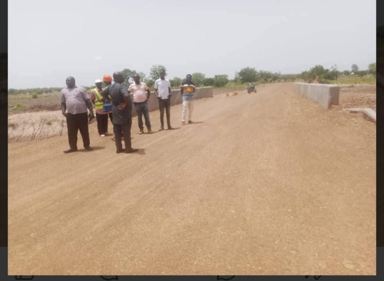 Saboba DCE inspects SOCO projects | Ghana News Agency