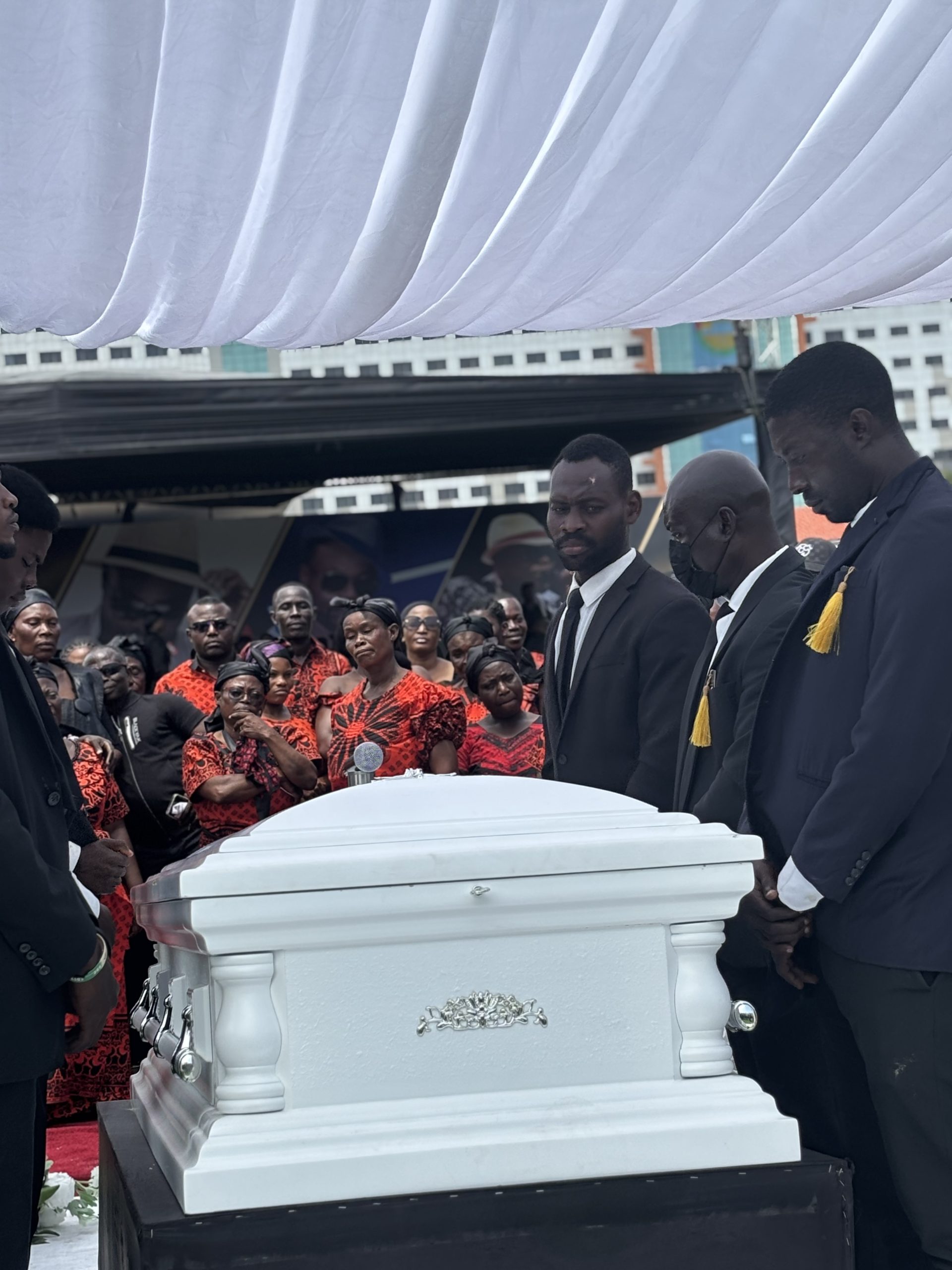 Highlife star Dada KD goes home as Ghanaians pay homage | Ghana News Agency