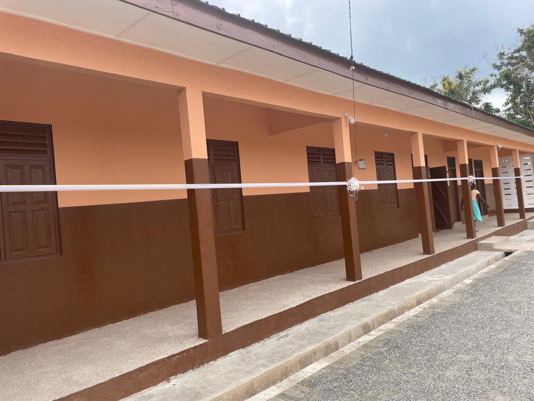 Adaklu MP and DCE commission new classroom block | Ghana News Agency