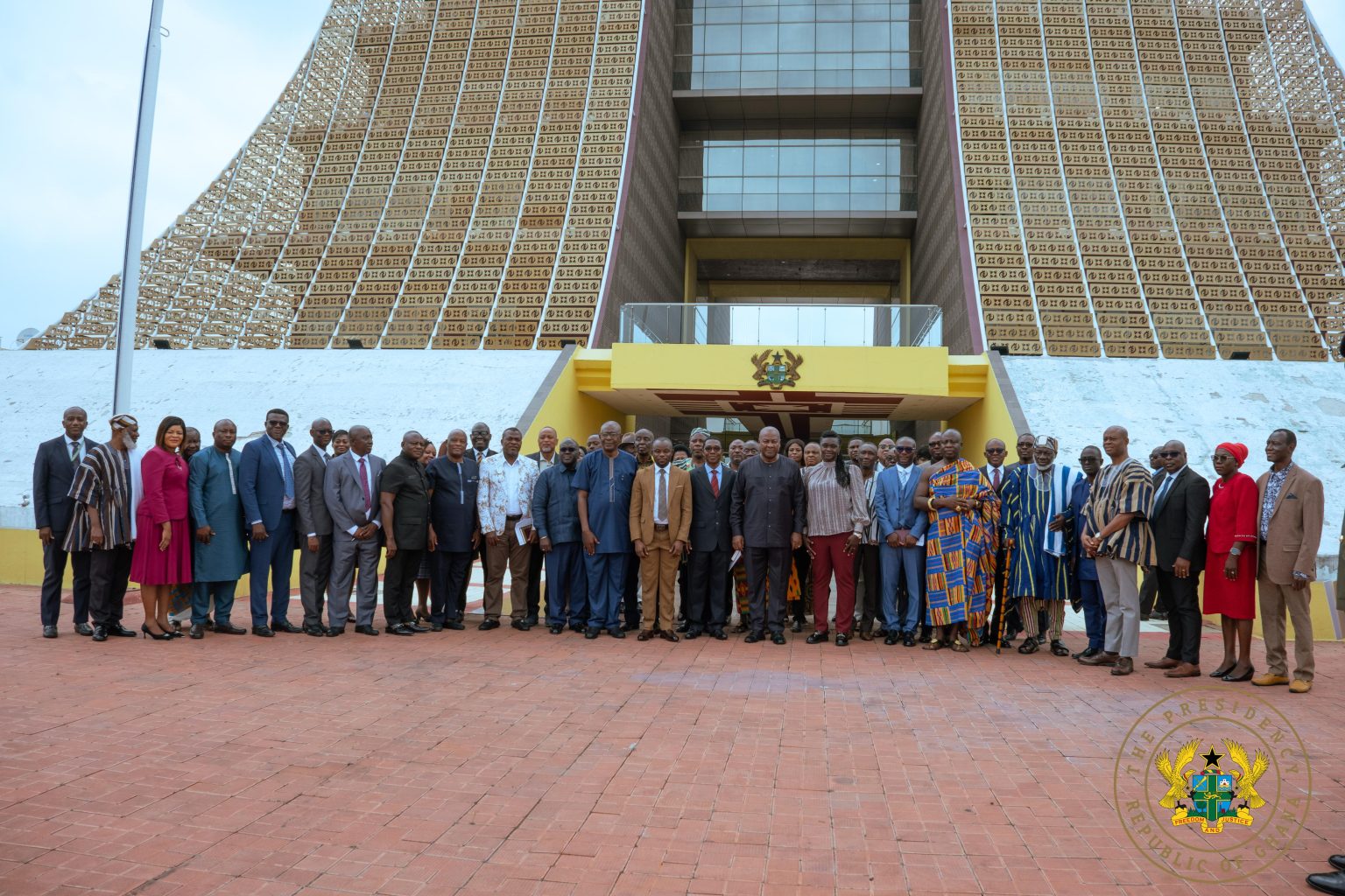 President Mahama inaugurates Governing Board of National Lands ...