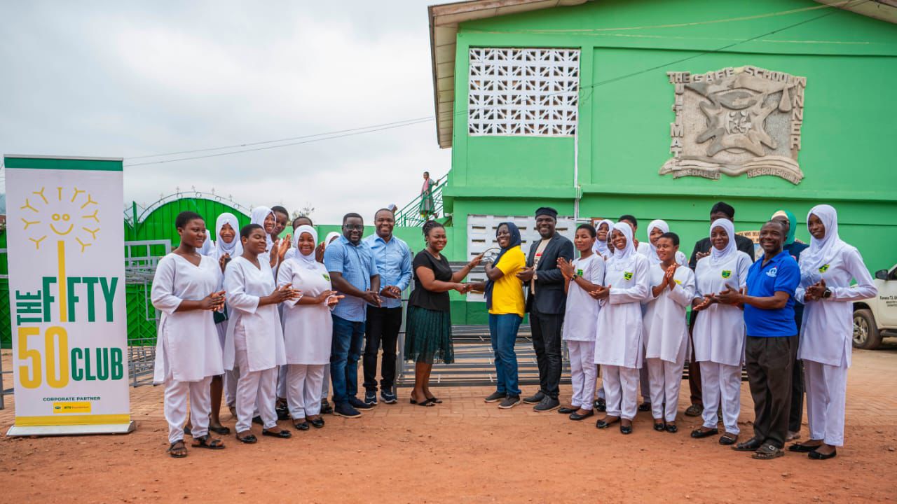 Fifty 50 Club supports Fomena T.I Ahmadiyya SHS with metal beds | Ghana ...