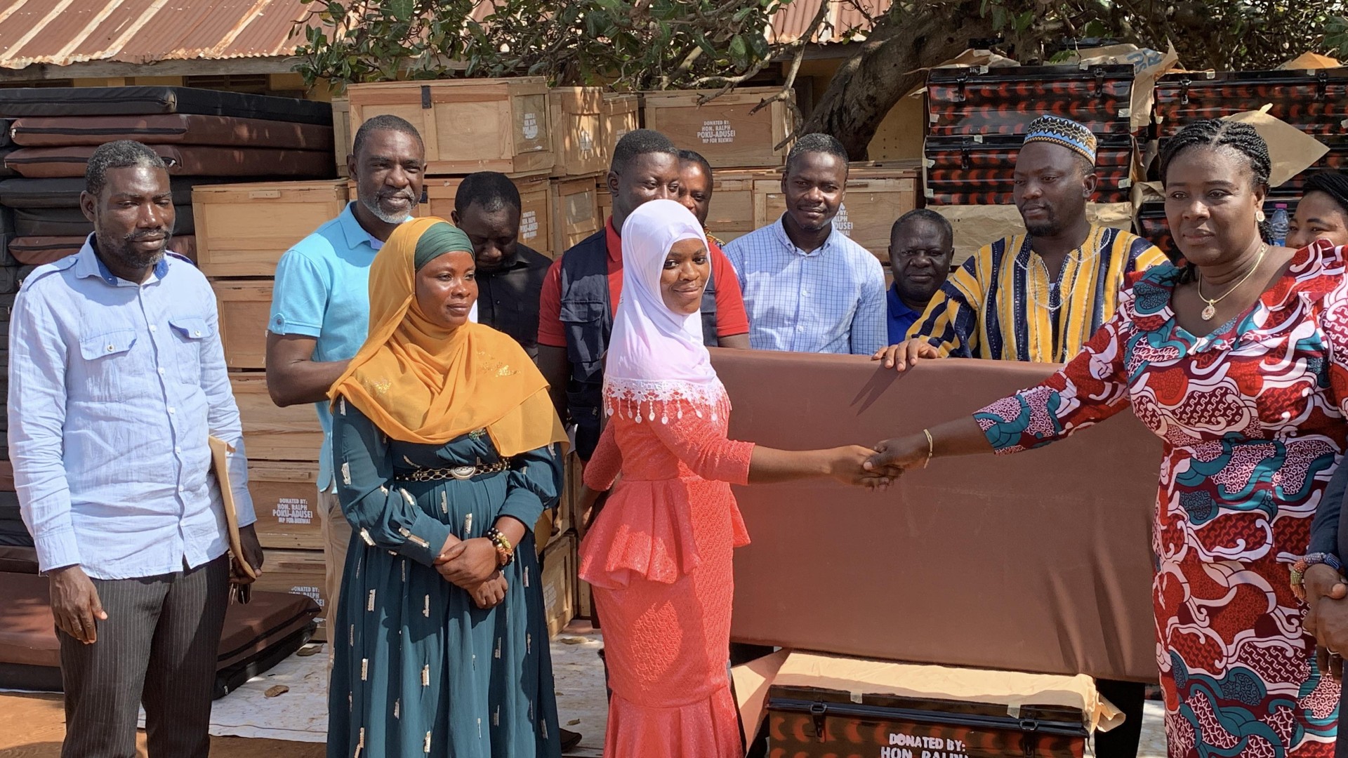 Bekwai MP supports prospective SHS students | Ghana News Agency