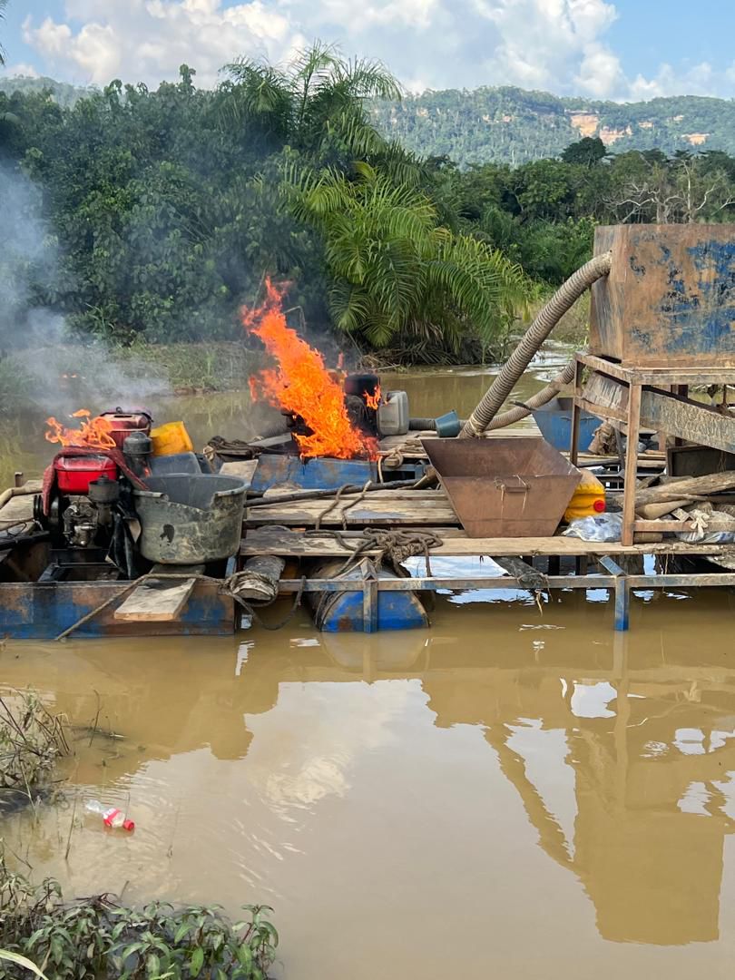 Police destroy illegal mining equipment in Eastern Region raid | Ghana ...