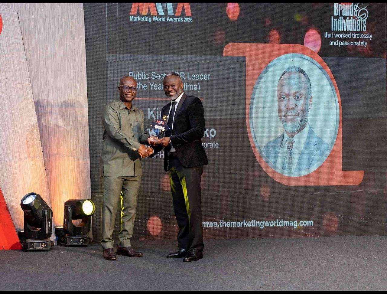 GPHA’s Dr Kingsley Antwi-Boasiako wins maritime award | Ghana News Agency
