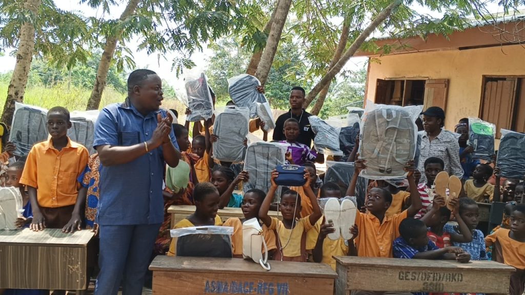 Rural Youth Network donates to Have-Fiakpokorpe MA Basic School | Ghana ...