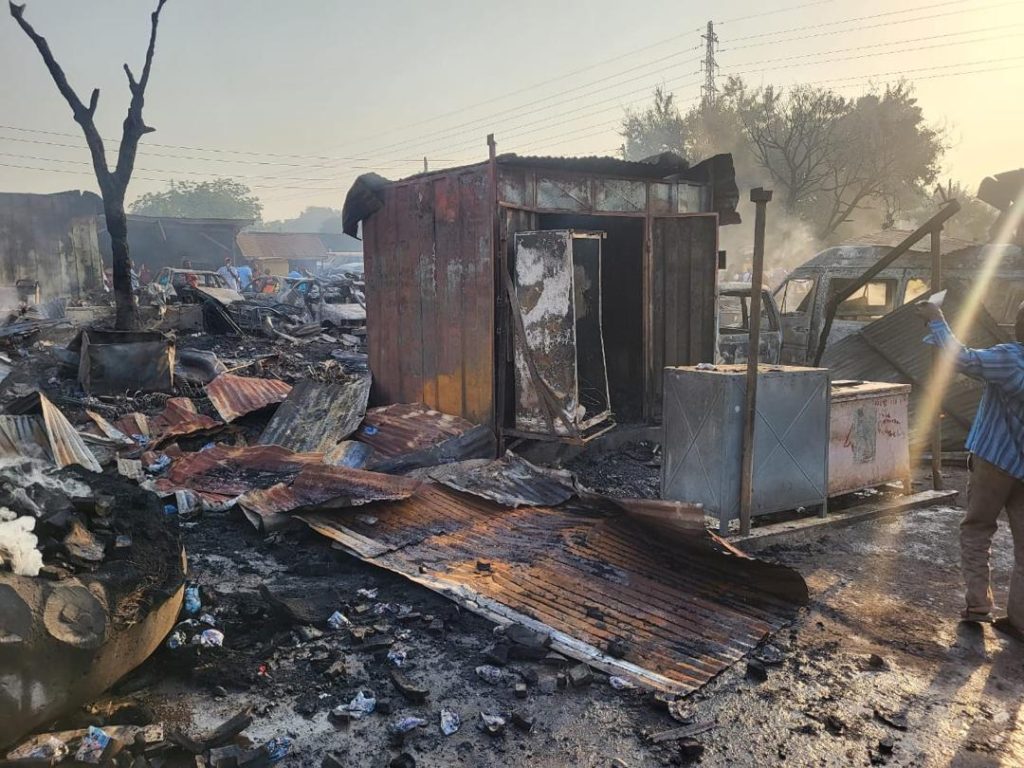 Devastating fire ravage vehicles and spare parts shops at Sofoline ...