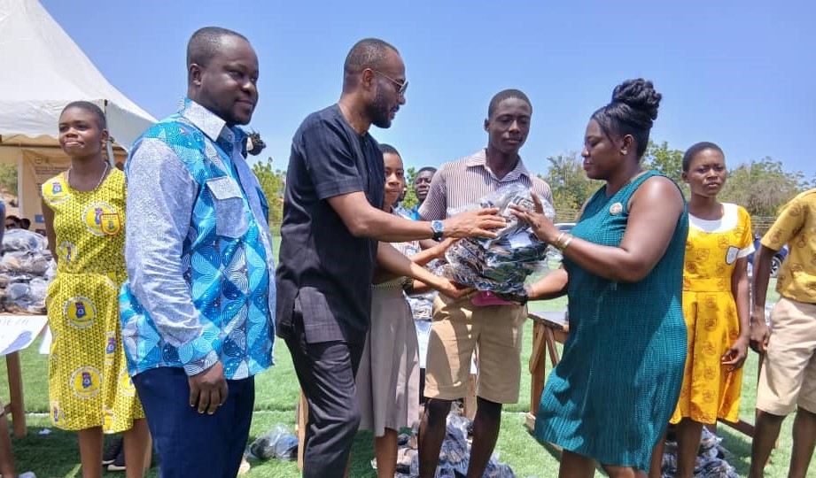 Weija-Gbawe MP donates 3,000 sandals to BECE candidates, launches ...